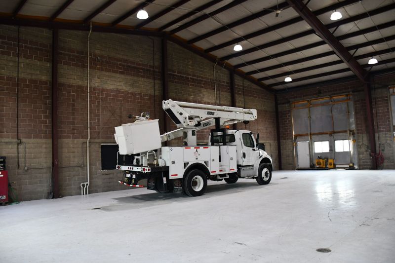 2018 FREIGHTLINER M2 106 4X4, 16' UTILITY BODY, 65' WORK HEIGHT ...