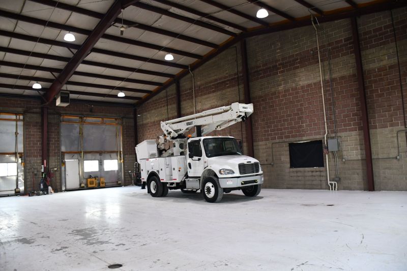 2018 FREIGHTLINER M2 106 4X4, 16' UTILITY BODY, 65' WORK HEIGHT ...