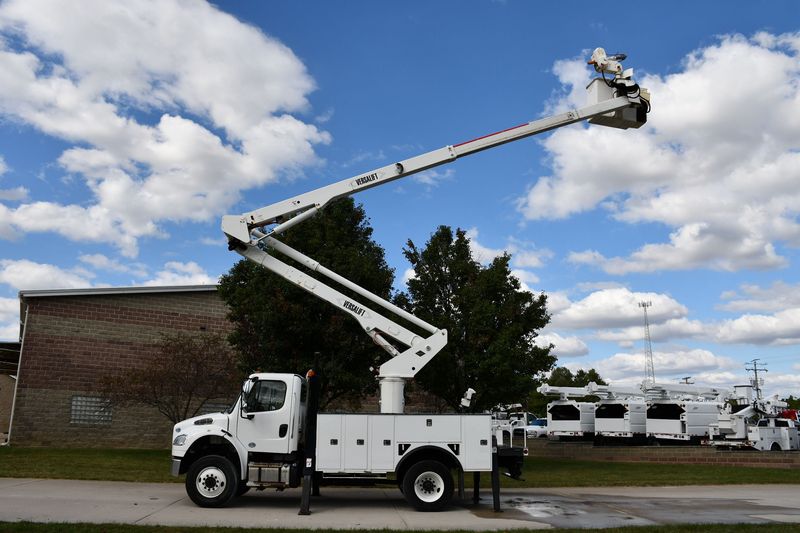 2017 FREIGHTLINER M2 106, 16' UTILITY BODY, 65' WORK HEIGHT VERSALIFT ...