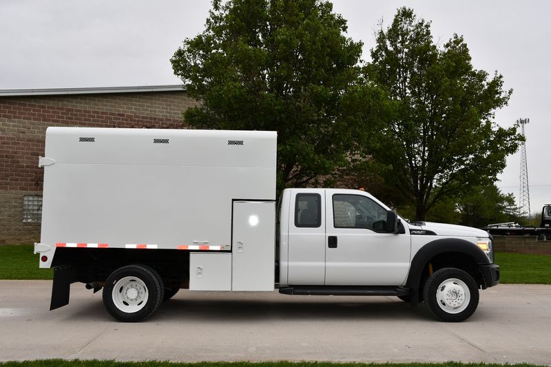 2015 FORD F550 4X4 EXTENDED CAB 11 FT ARBORTECH CHIP BODY