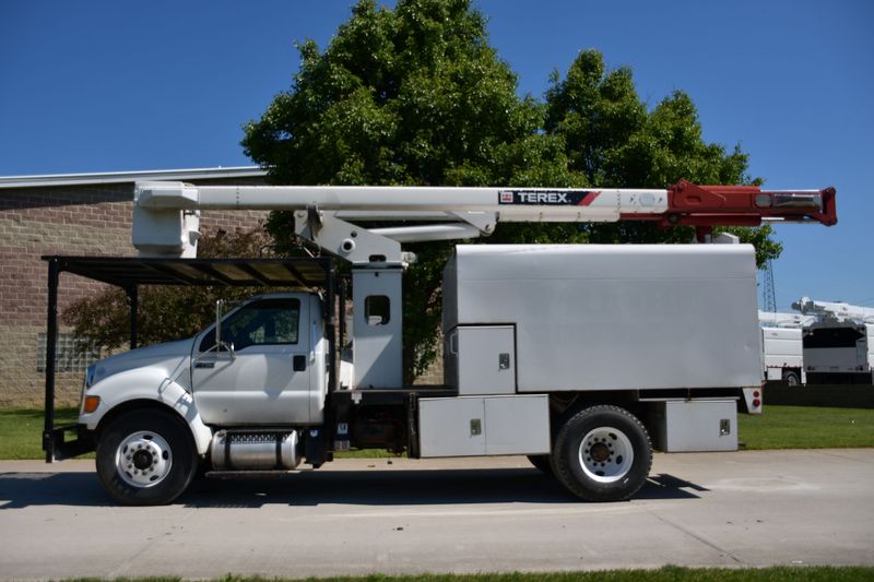 2015 FORD F750 11 FT ARBORTECH UTILITY BODY W/ 60 FT WORK HEIGHT TEREX ...