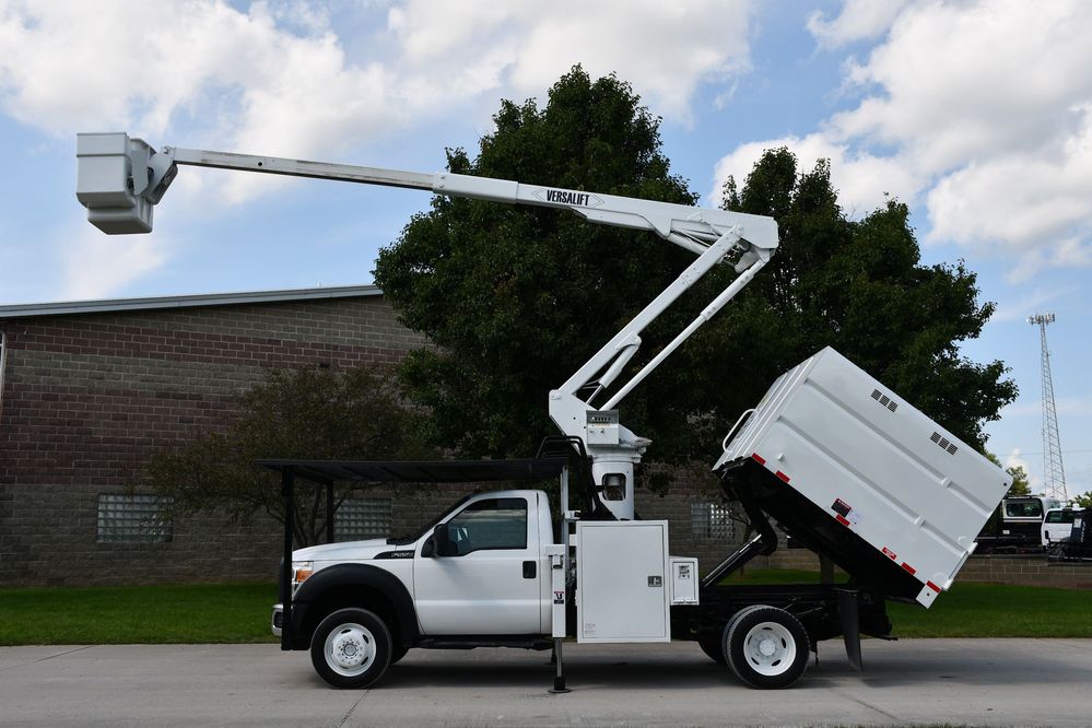 2012 FORD F550 4X4 8 FT SOUTHCO FORESTRY BODY 45 FT WORK HEIGHT ...