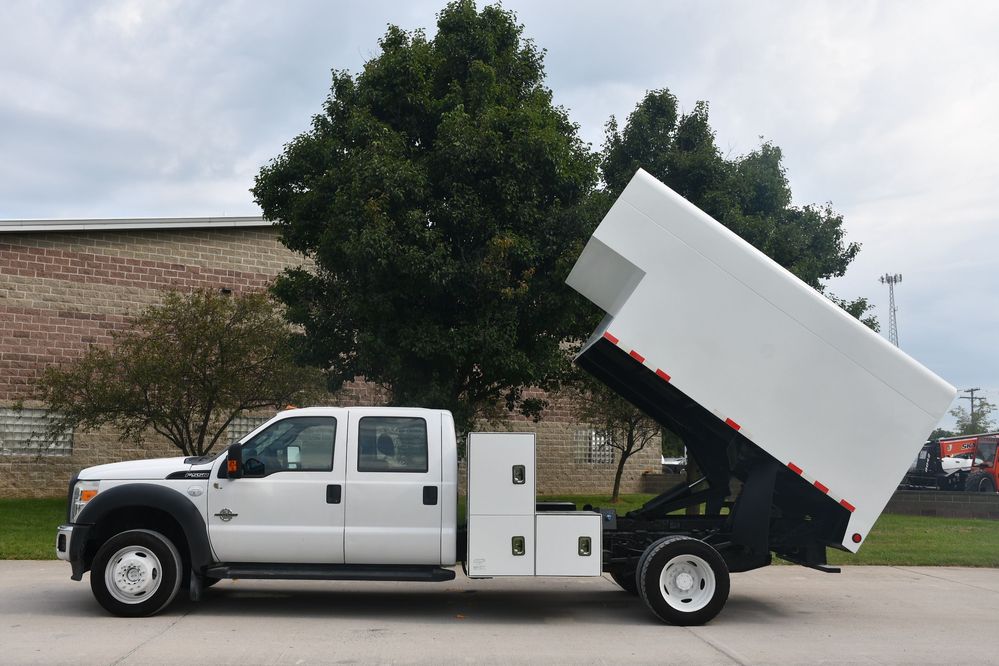 2015 FORD F550 4X4 11 FT ARBORTECH CHIP BODY WITH L SHAPE TOOL BOXES