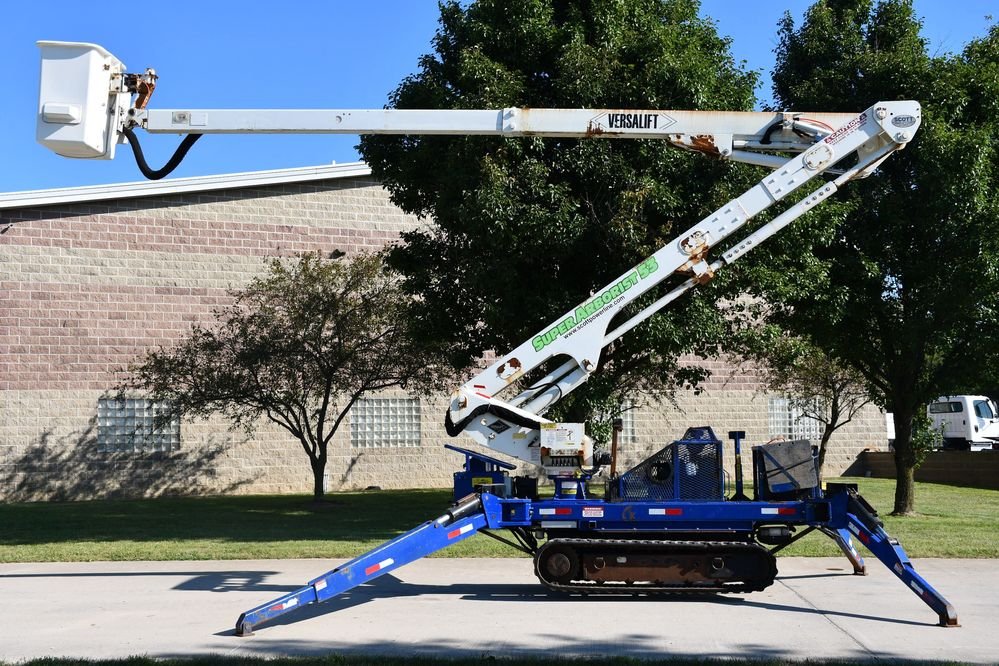2015 SKYLIFT MA53TD BACKYARD LIFT 53 FT WORK HEIGHT VERSALIFT SUPER ...