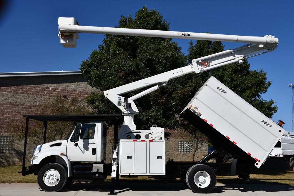2017 INTERNATIONAL 4300 11 FT ALTEC FORESTRY BODY 75 FT WORK HEIGHT ...