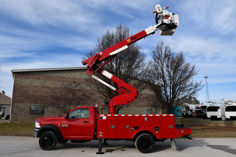 2019 DODGE 5500 10 FT ALTEC UTILITY BODY 46 FT WORK HEIGHT ATLEC AT41M ...